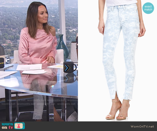 WornOnTV: Catt’s pink cutout shoulder top on E! News Daily Pop | Catt ...