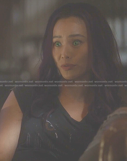 WornOnTV: Clarice’s black unrivalled cat graphic top on The Gifted ...