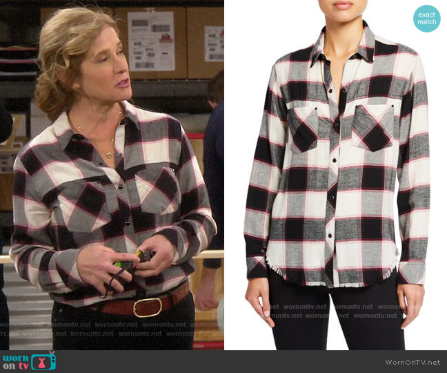 WornOnTV: Vanessa’s checked button down shirt on Last Man Standing ...