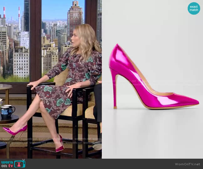 WornOnTV: Kelly’s brown floral print dress on Live with Kelly and Ryan ...