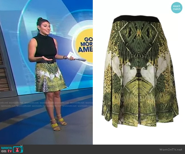 WornOnTV: Erielle’s green and white bird print skirt on Good Morning ...