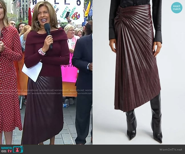 Wornontv Hodas Burgundy Off Shoulder Sweater And Pleated Leather Midi Skirt On Today Hoda